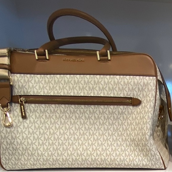 MICHAEL Michael Kors | Bags | Michael Michael Kors Weekender Travel Bag ...
